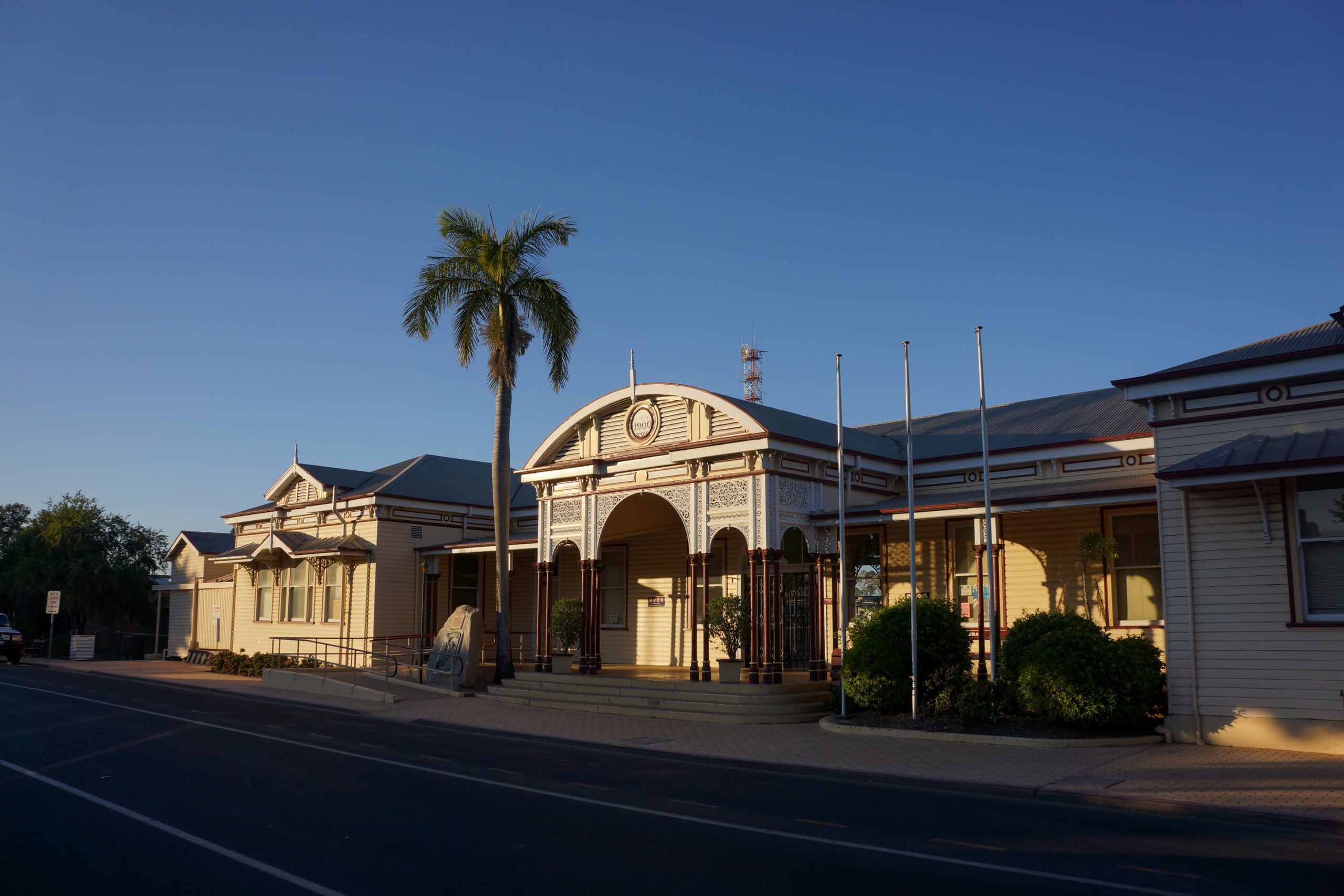 Emerald visitor information - Central Queensland Highlands